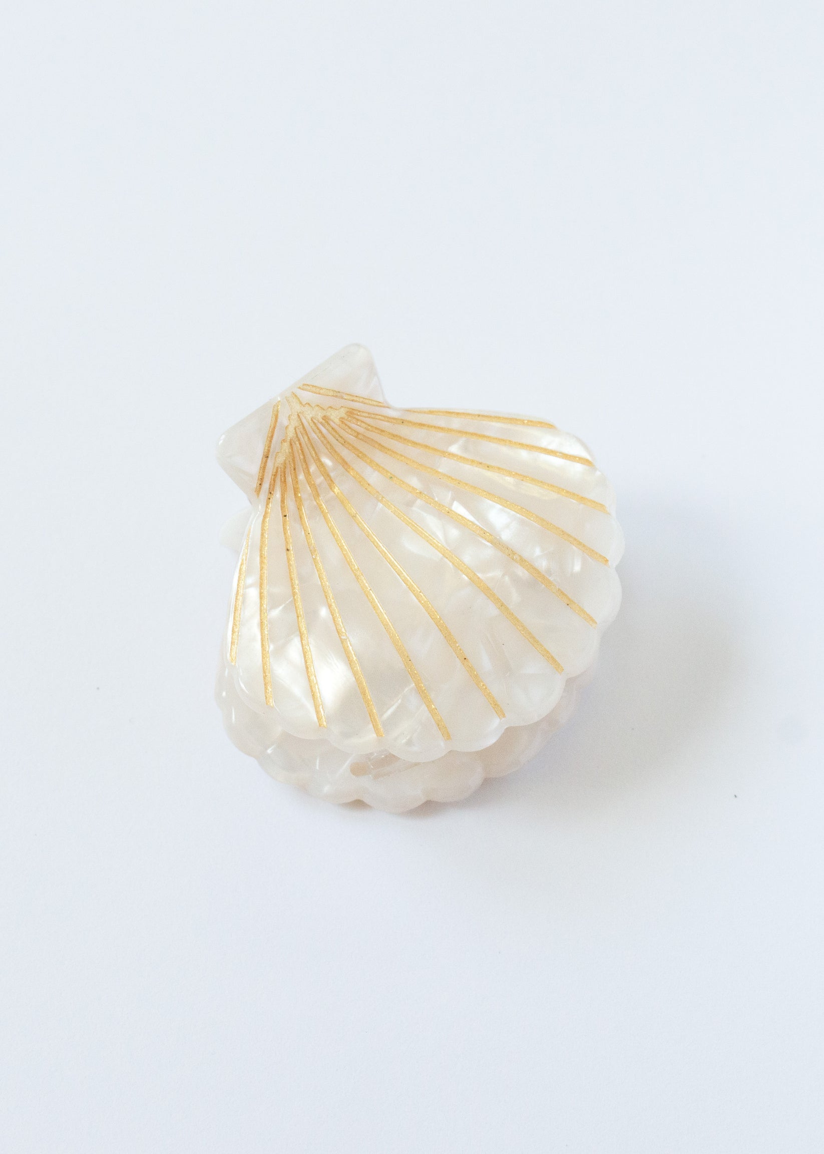 Caspian Shell Claw – Kapsule